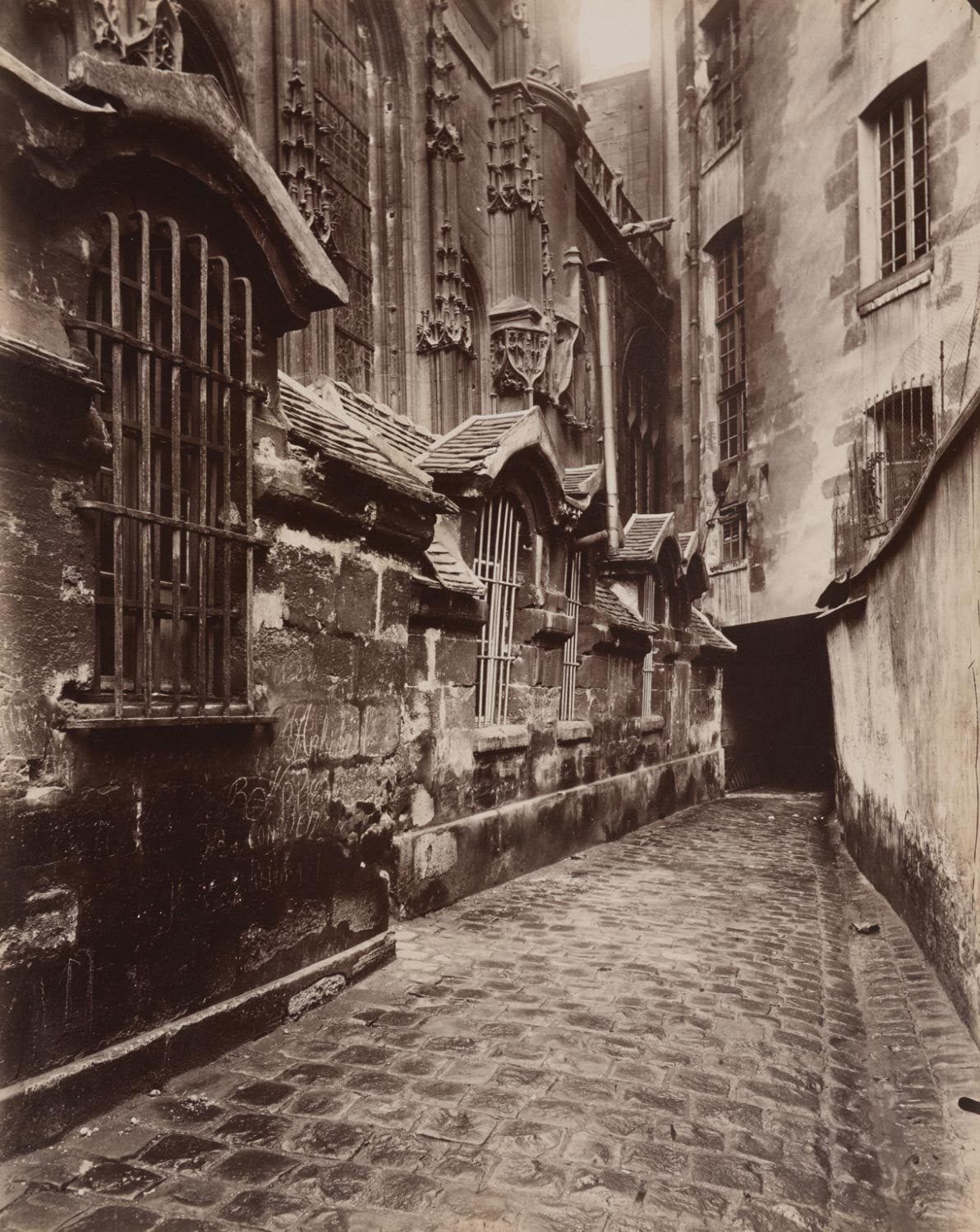 Cour St. Gervais et Protais (Courtyard, St. Gervais and Protais ...