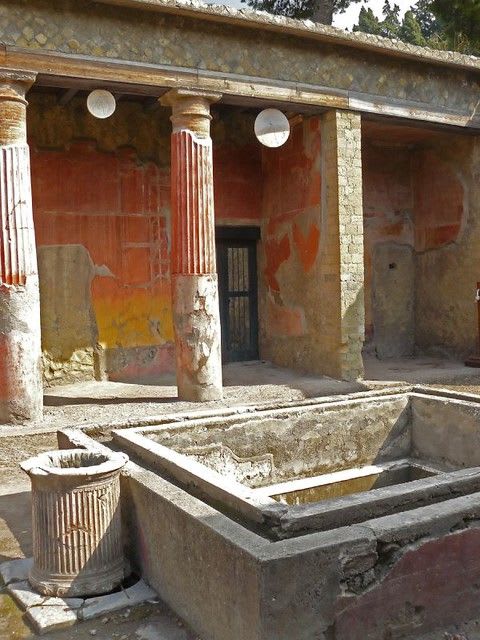 1st century CE Roman Architecture Herculaneum (9) | Pompeii italy ...