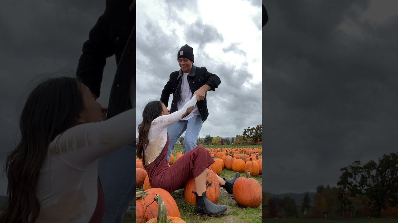Pumpkin Patch Swing Dance Slip || ViralHog
