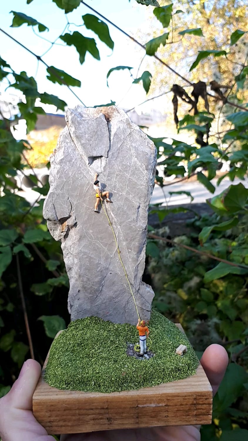 Realistic Handmade Climbing Sculpture (made by @calmdynoart) :)