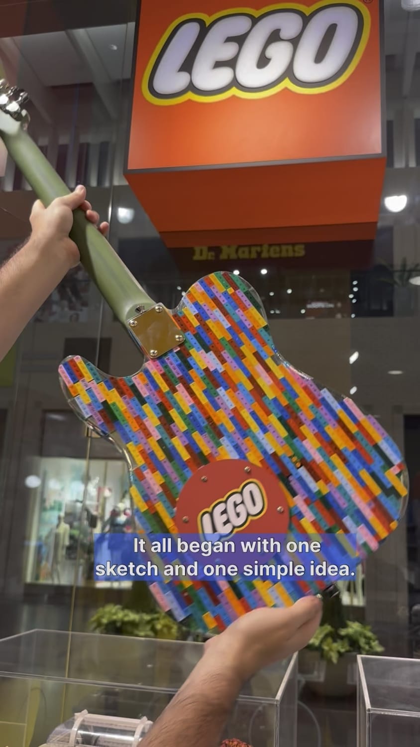 I made an actual guitar from legos