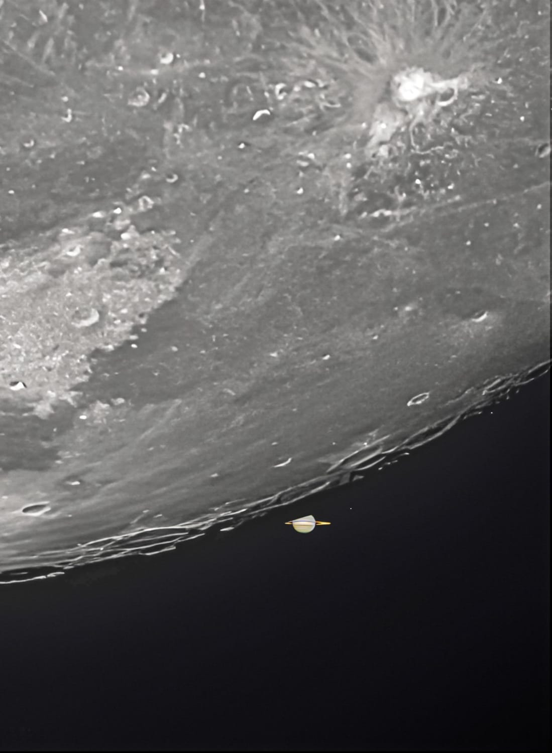 I Stayed Up Til 6AM To Image Saturn Being Passed Over by the Harvest ...