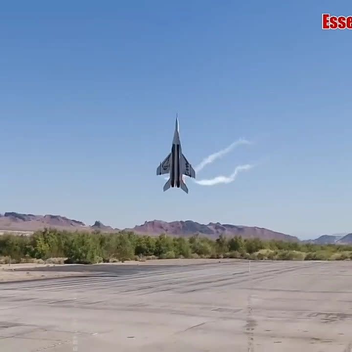 RC mikoyan MiG-29 Vectored thrust demo