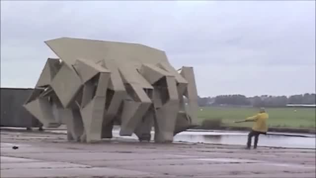 The Strandbeest: Art and Engineering. Created by Dutch artist Theo ...