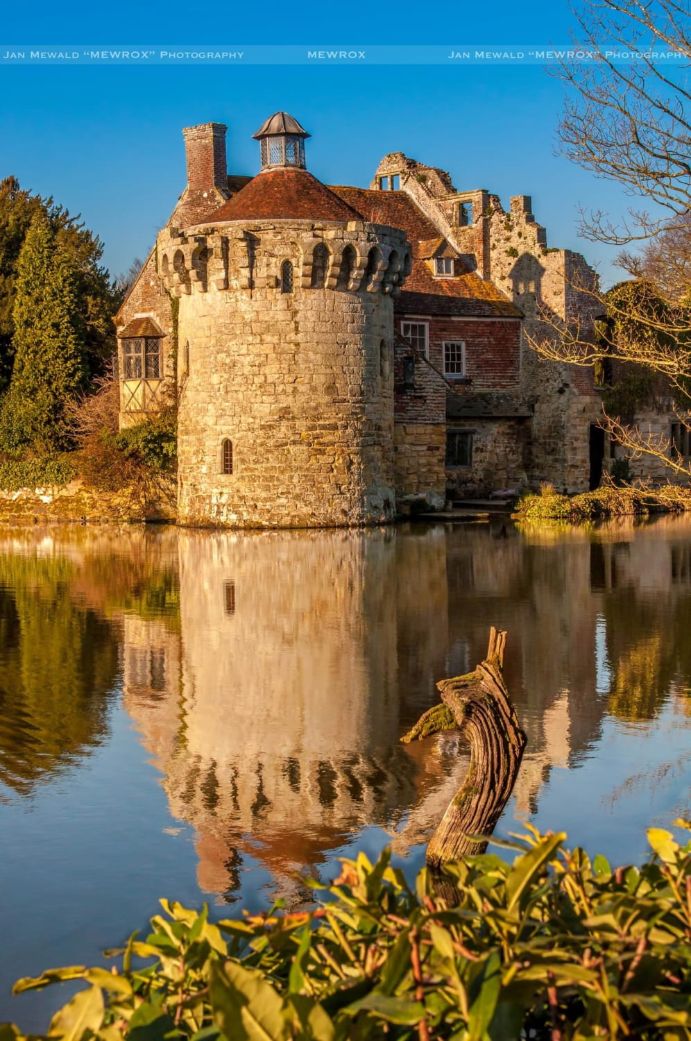 Scotney Castle #3 | Beautiful castles, Places to visit, Castle