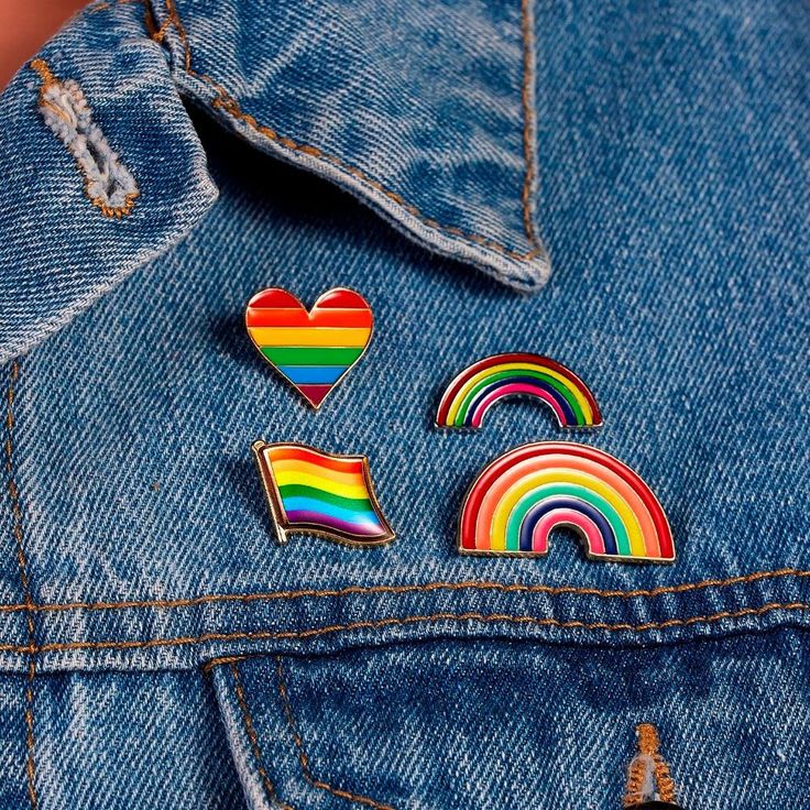 LGBT Heart Pin | Rainbow lgbt, Lgbt pins, Lgbt design