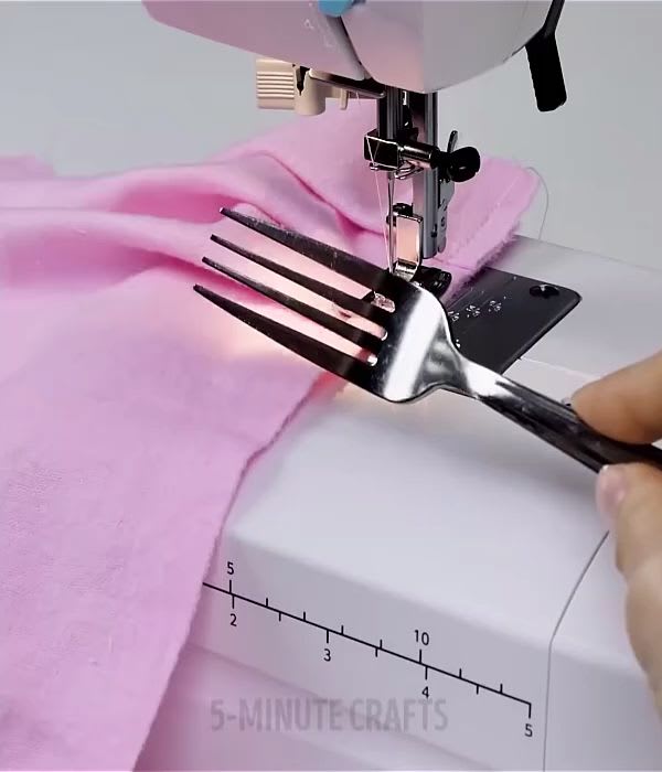 17 easy sewing hacks you need in your life!