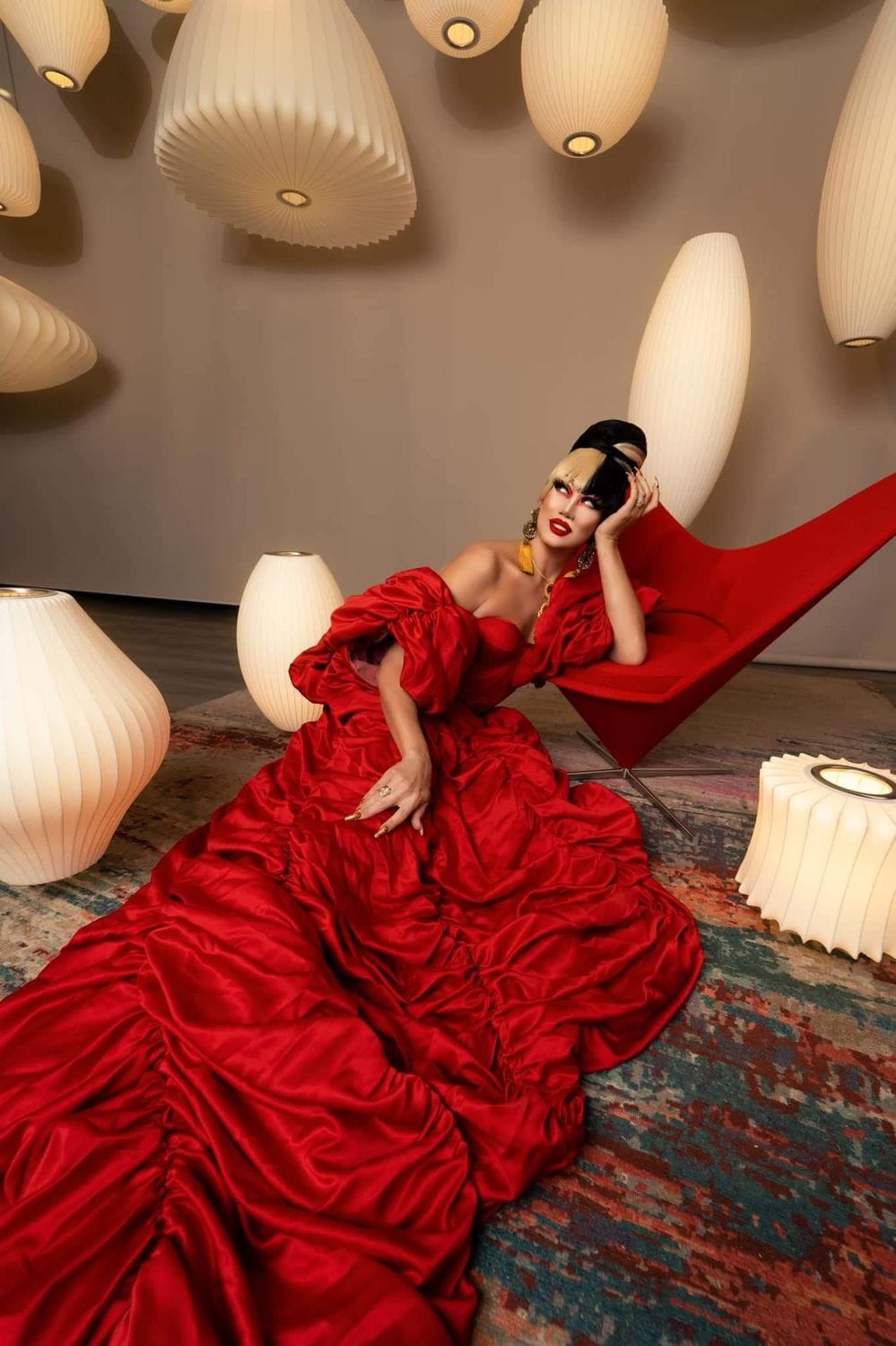 There's a timeline where Manila is on AS7 and Raja is hosting Drag Race ...