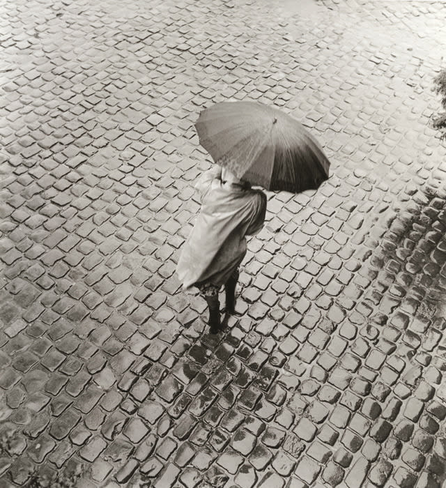 Anonymous photographer :: Sous la pluie / Under the Rain, France ...