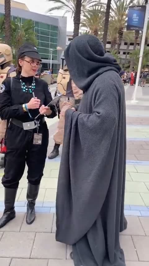 A cosplayer running around as Dolores, an Imperial HR officer, at ...