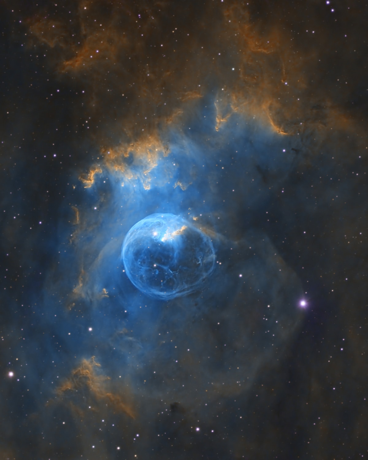Bubble Nebula: NGC 7635
