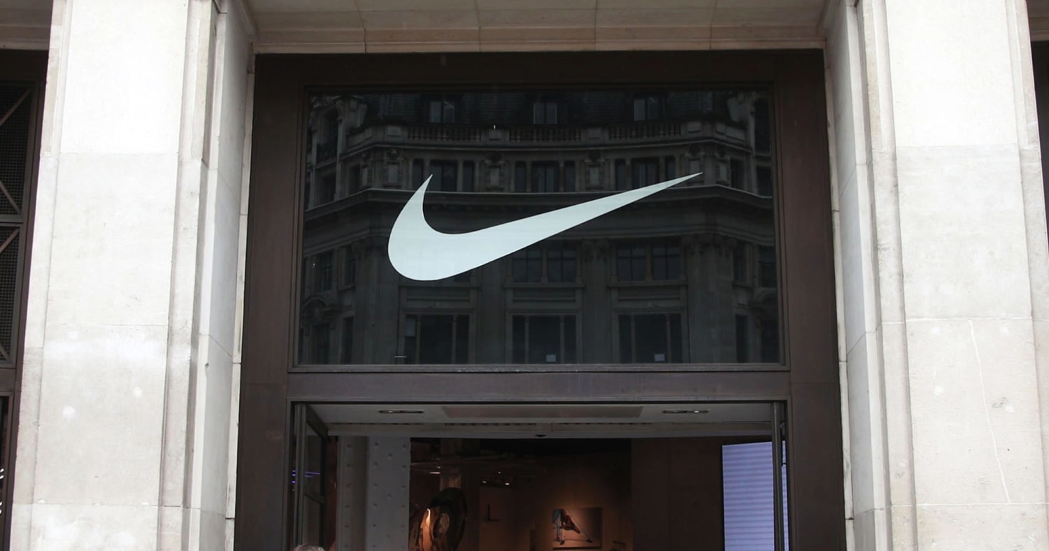 What The Nike Plus-Size Mannequin Backlash Reveals About Our Culture