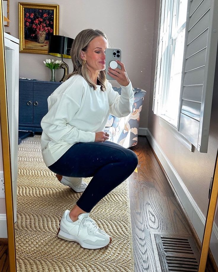 TERILYN ADAMS on Instagram: "No junk in this trunk. 😆 ⠀⠀⠀⠀⠀⠀⠀⠀⠀ My top ...