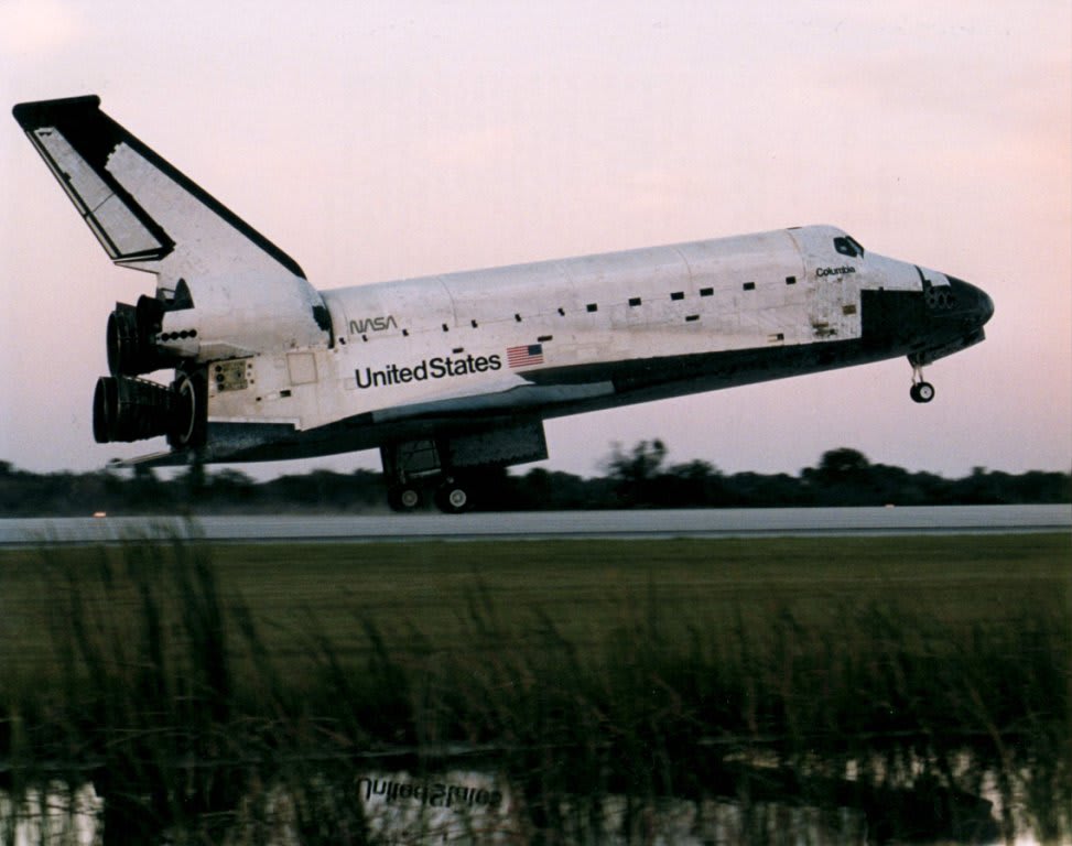 Space Shuttle Columbia (STS-73) landed at @NASAKennedy OTD in 1995 ...