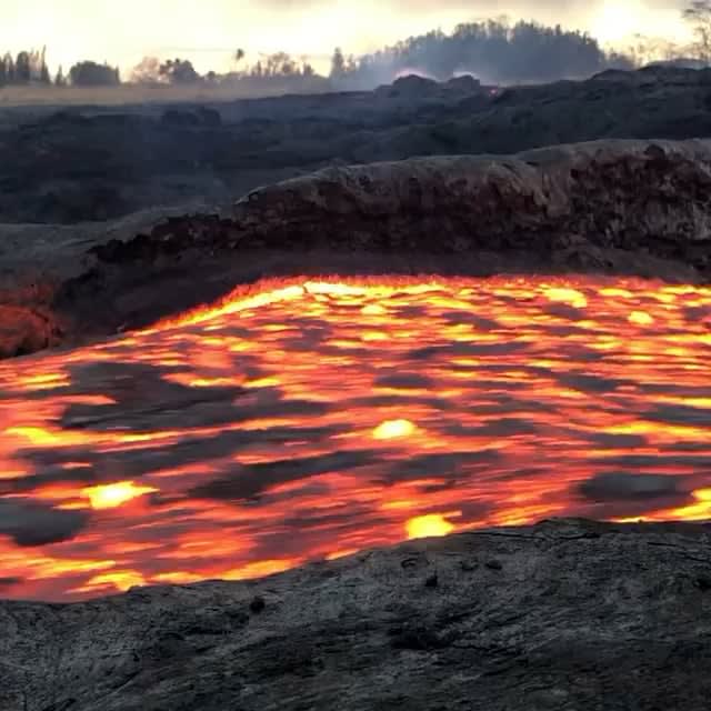 Fast-moving lava flow
