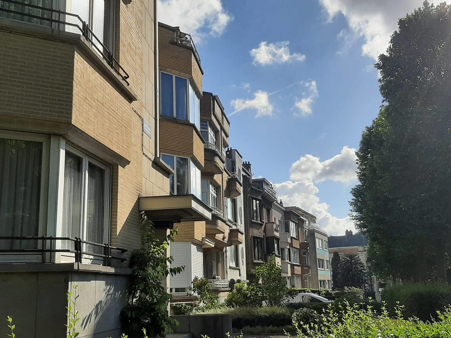Appartement building à Laeken, Bruxelles, par l'architecte Louis ...