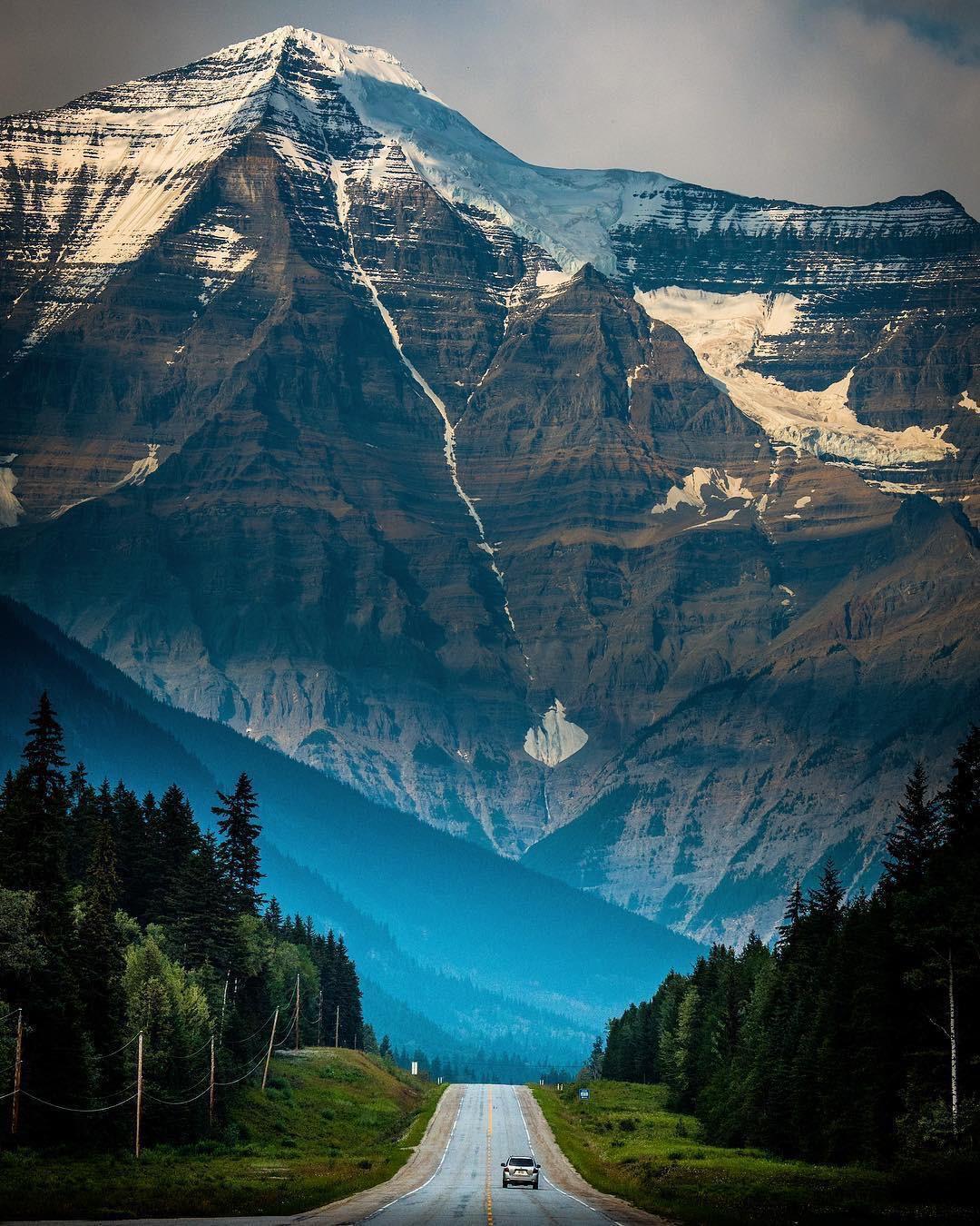Mount Robson, Canada