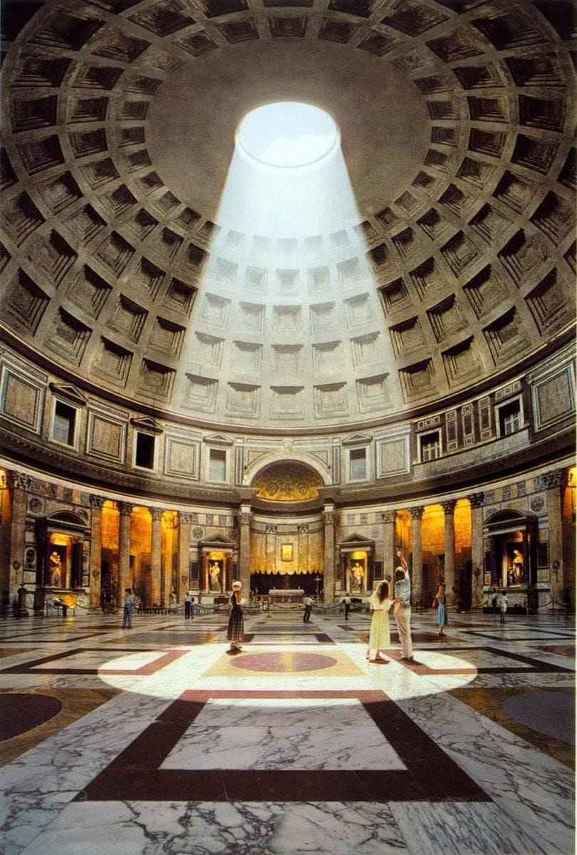 At noon, every 21 April (traditional date of birth of Rome), sun's rays ...