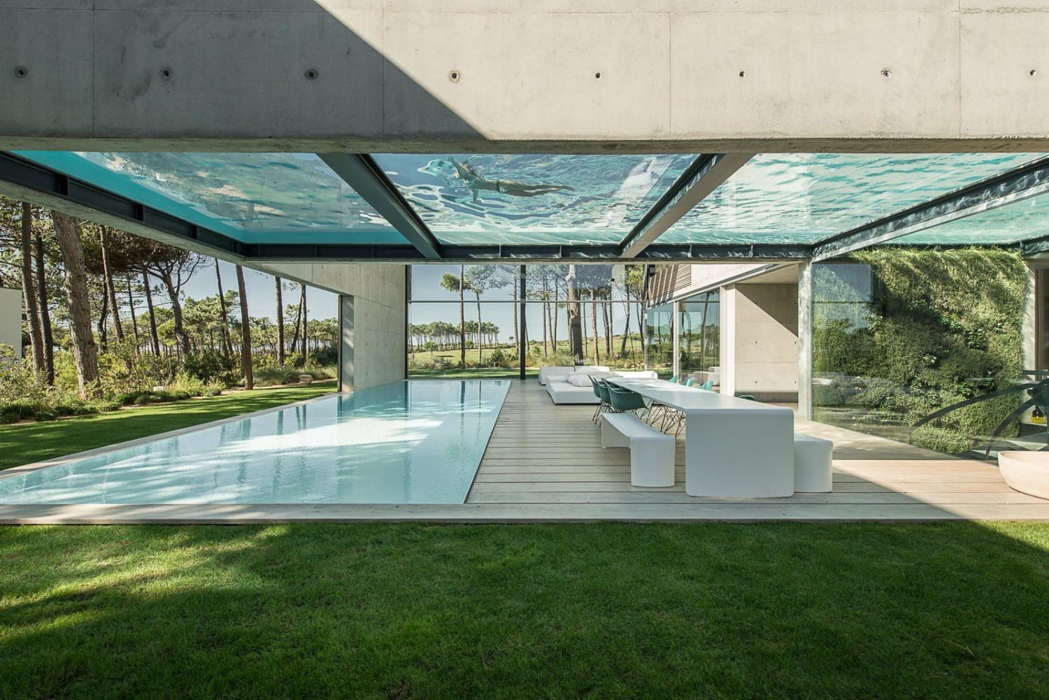 35 Modern Homes That Make the Case for Concrete | Glass house design ...