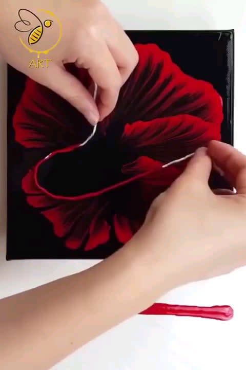 Fluid acrylic painting.The string pull/chain pull technique.