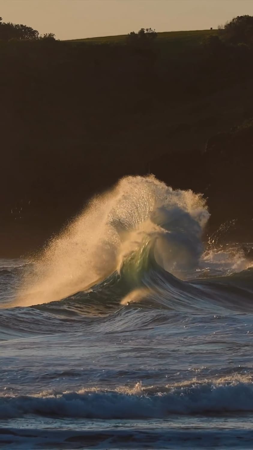 waves can be so satisfying.