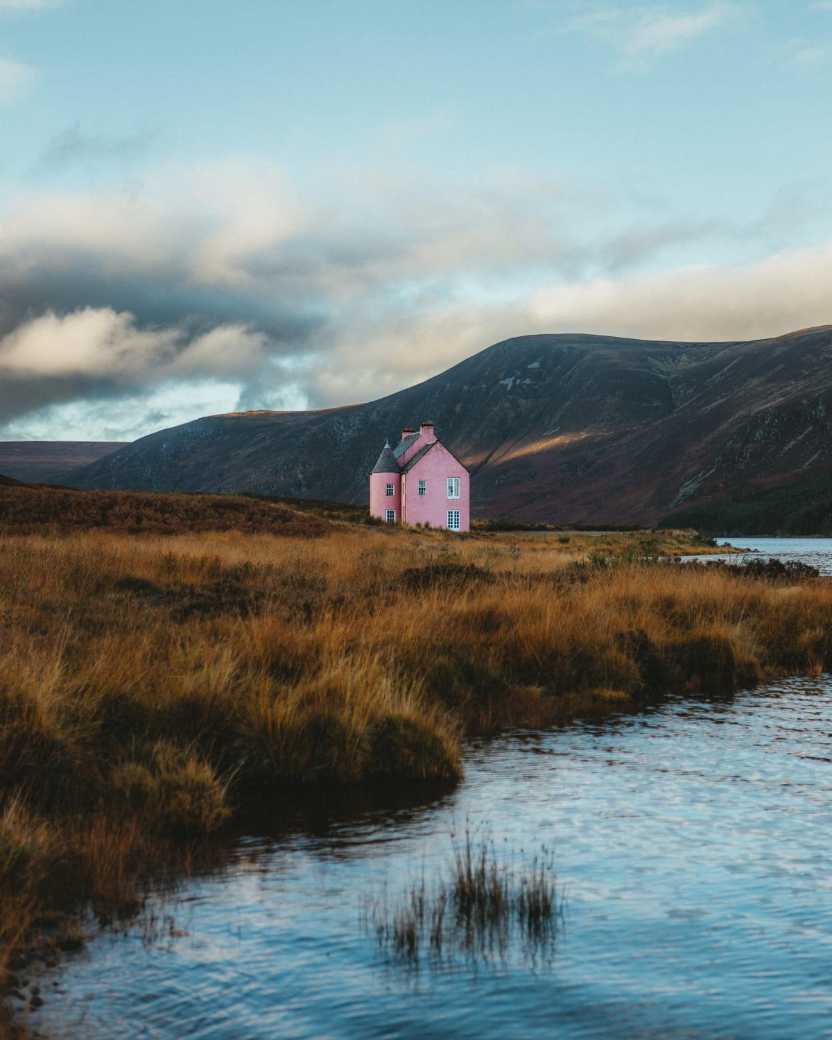 Pink house by the loch, Scotland