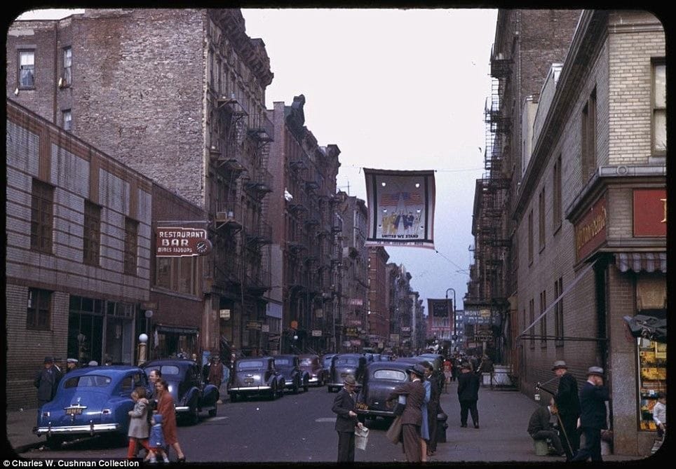 New York street October 3, 1942 by Charles W. Cushman #HistoryInColor