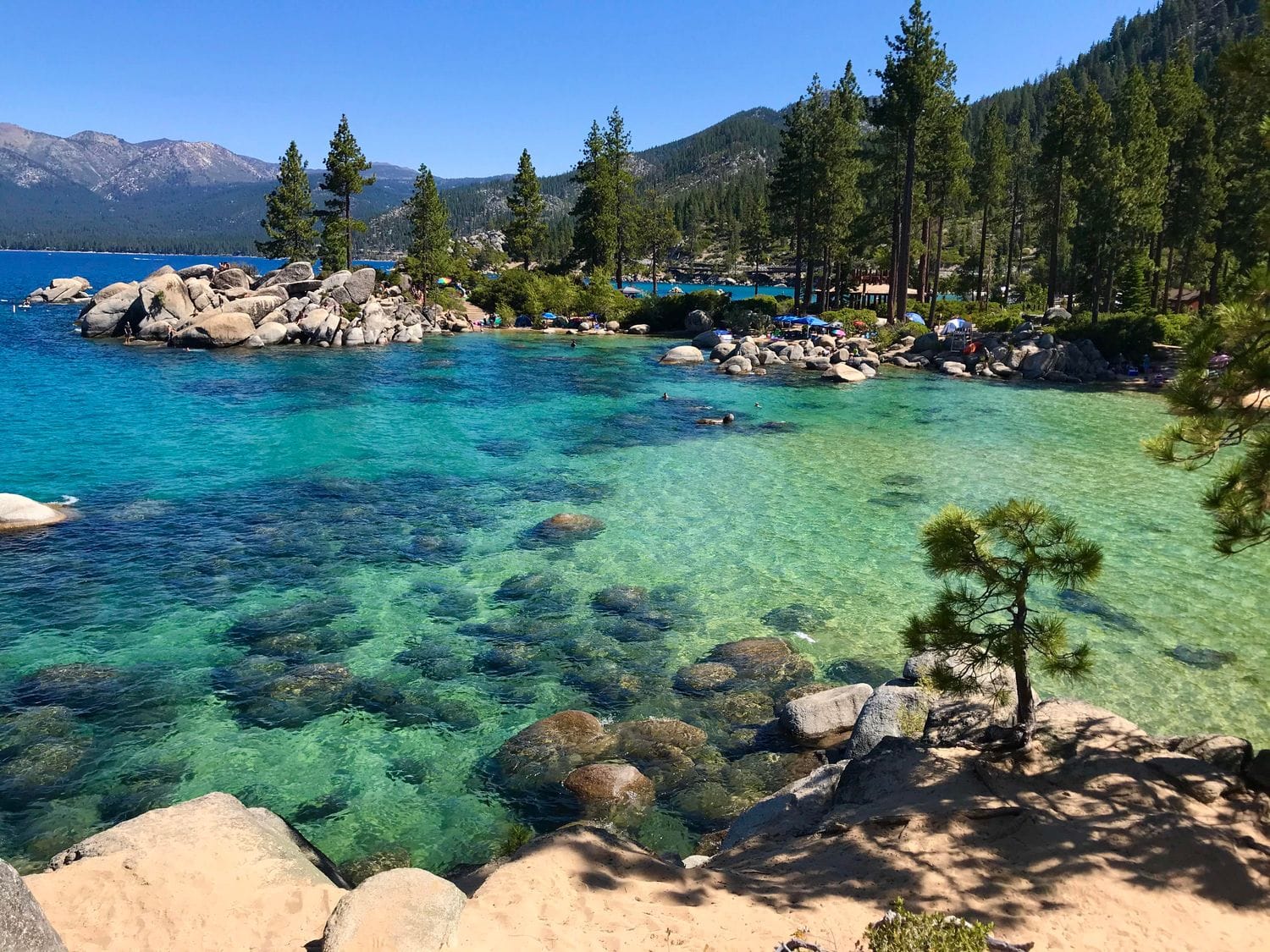 The crystal clear water Sand Harbor Beach in Lake Tahoe