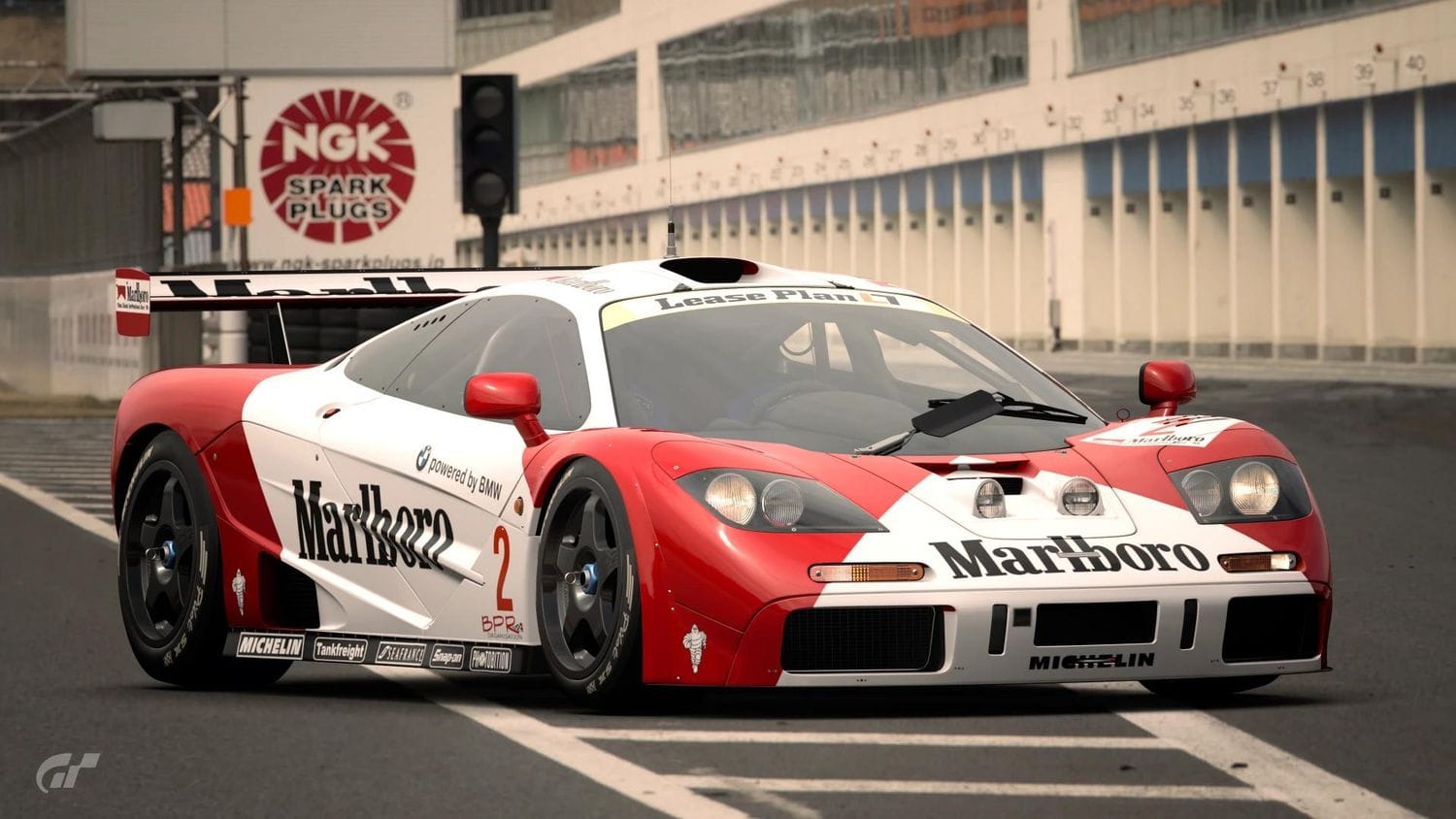 I haven't seen too many BPR liveries, so here's one of my favorites ...
