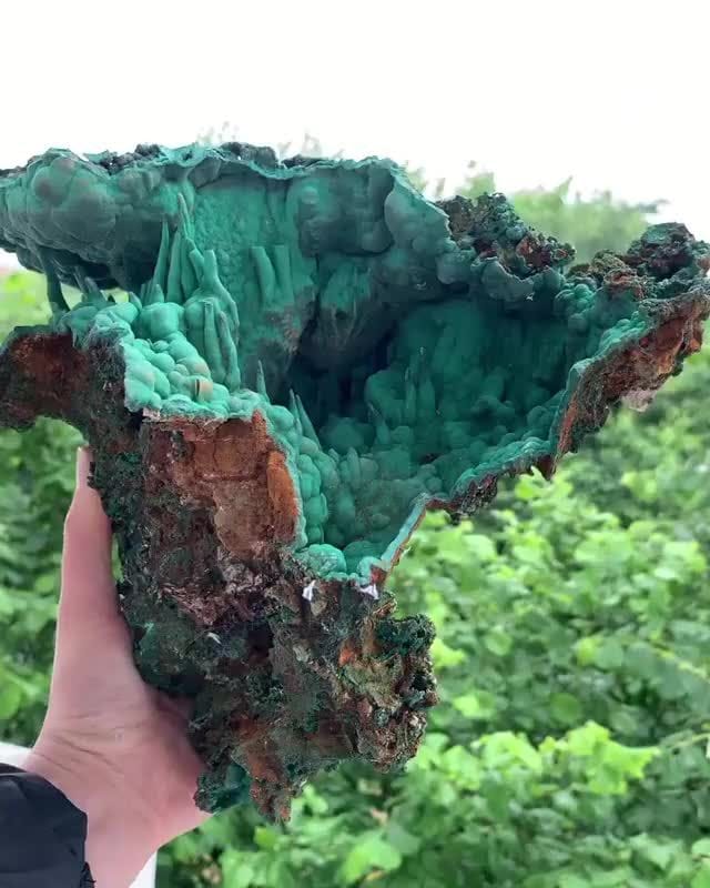 Phenomenal Green Malachite Geode Looks Like a Diorama of a Cave